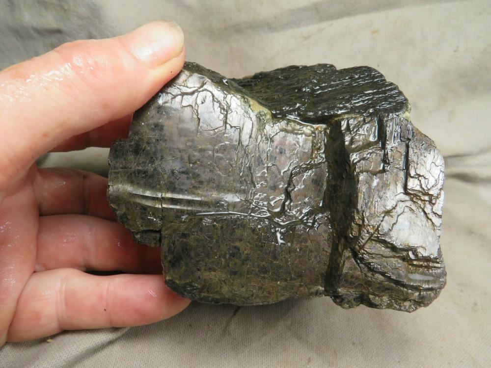 Hypersthene Meaning and Spiritual Properties