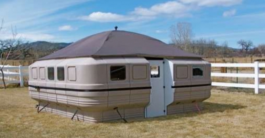 Build Yourself A House With Just A Screw Driver And This Home Kit